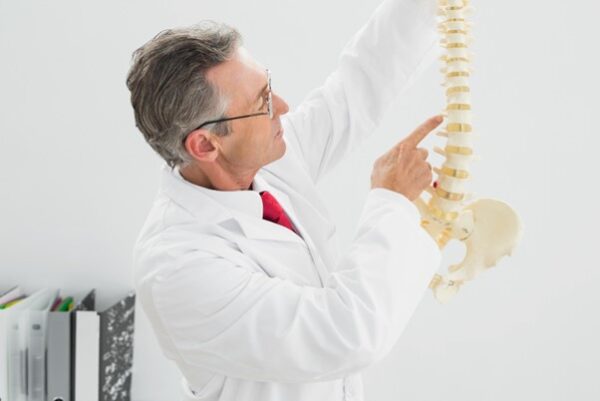 Understanding Spinal Cord Compression: Causes, Symptoms, and Treatment ...
